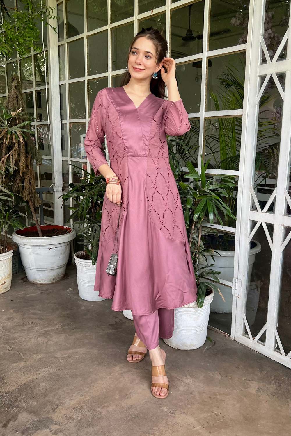 Asharfi Design - Discover the Indo-Western fusion of Indian heritage ...